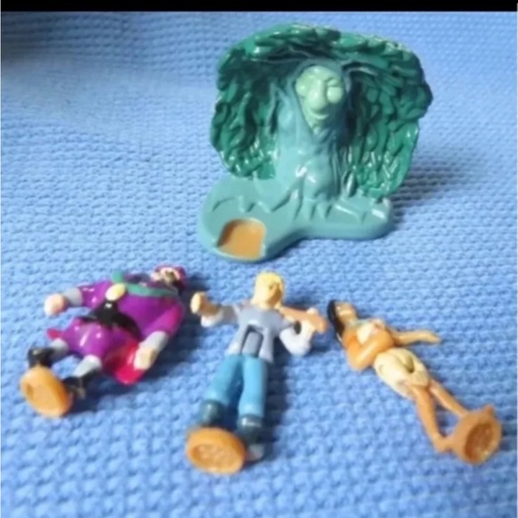 blue bird toys | Toys | Vintage Disney 996 Bluebird Polly Pocket ...